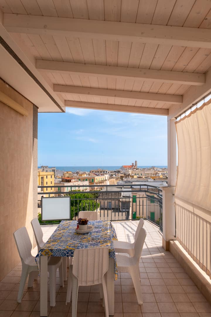 Attico Vista Mare - Apulia Houses & Flats - Giovinazzo