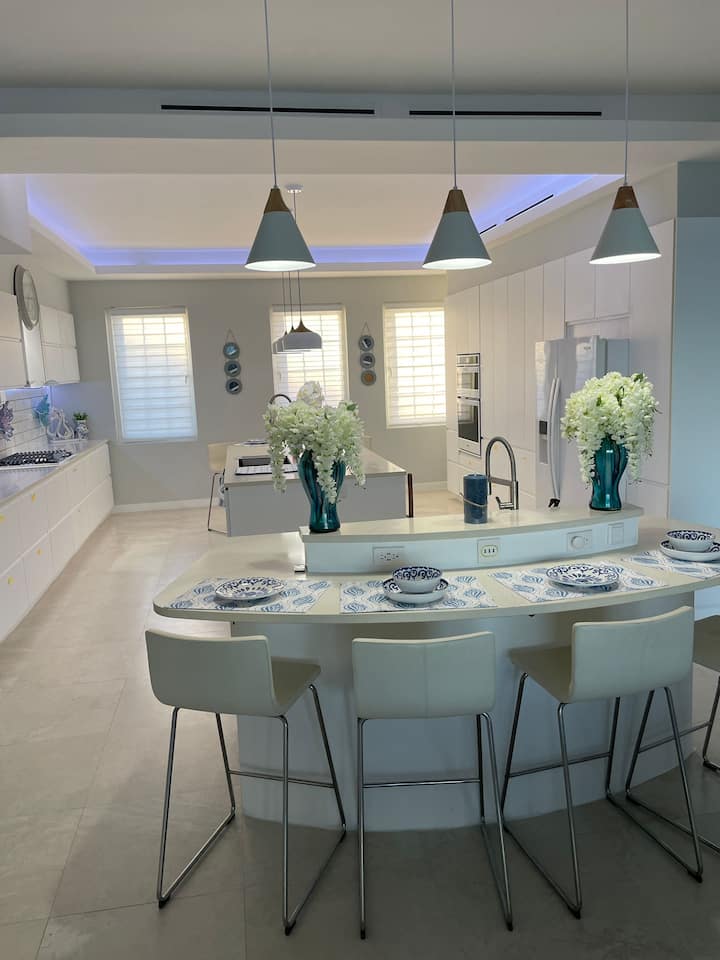 Ohana 9093 Llc - Nassau