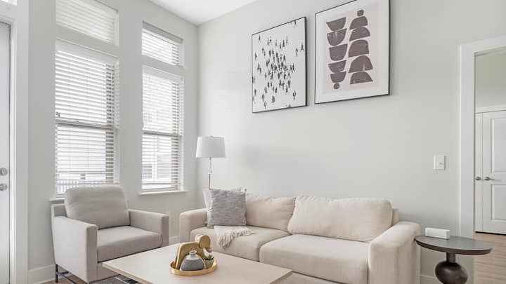 Landing | Amazing 2bd, Courtyard, Yoga Studio - Durham, NC