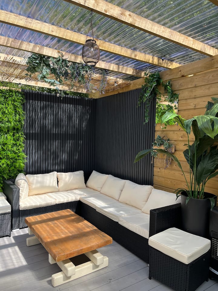 The Gallow Hideaway |Romantic Winter Escape - Ireland