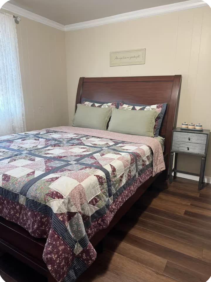 Cozy 2 Bdr Apt. Near Nyc & American Dream - Harrison, NJ