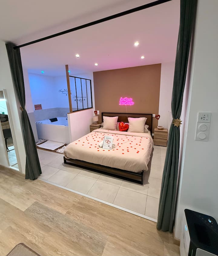 Suite Romantique à Chatou | Jacuzzi Privé - Chatou