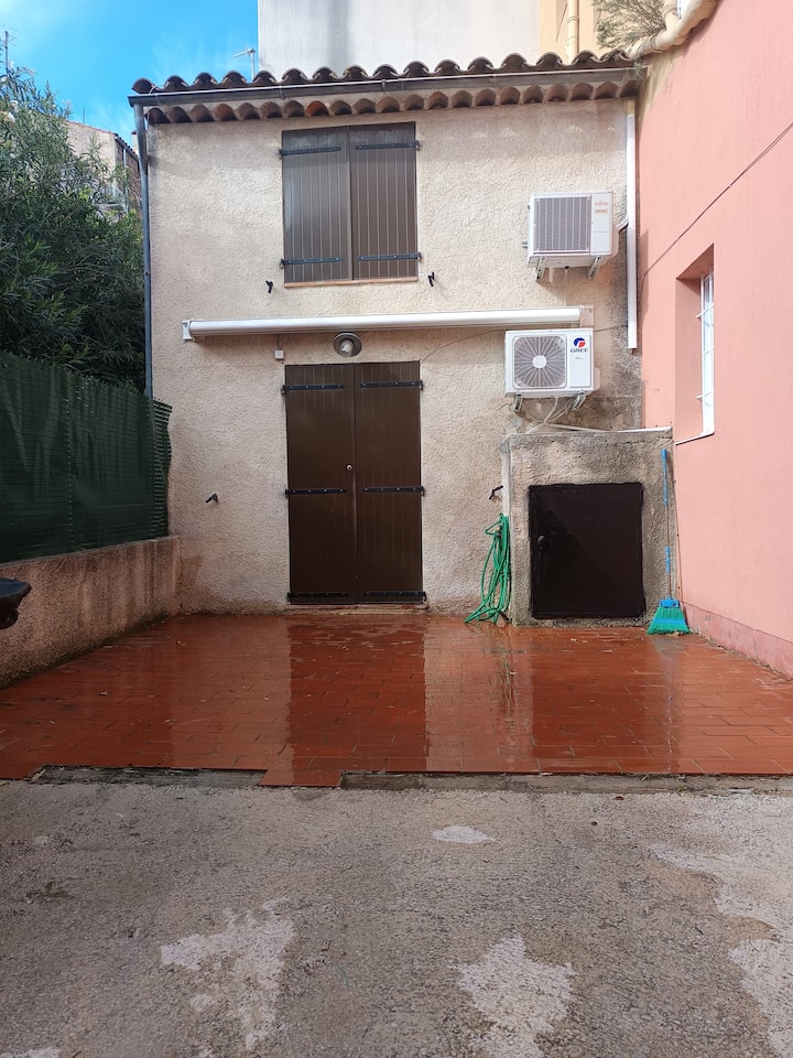 Jolie Maison De Village Au Centre Du Village - Pierrefeu-du-Var