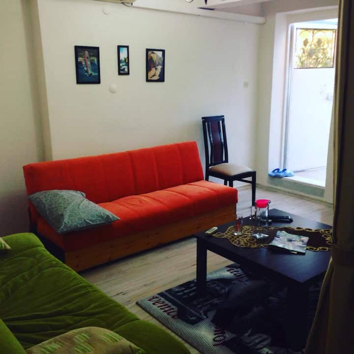 ÇEşme Merkezde 1+1  Daire - Dalyan