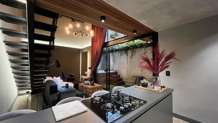 7br/bh House In Provenza/ac/pool/jacuzzi/900mbwifi - Medellín