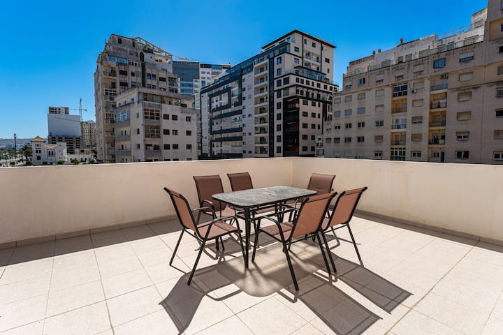 Groot Terras Top Interieur Parking Zeezicht - Tangier