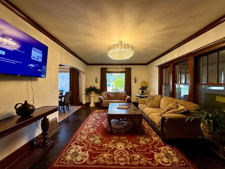 Historic House W/ Cozy Bedroom-double Bed - Oshkosh, WI