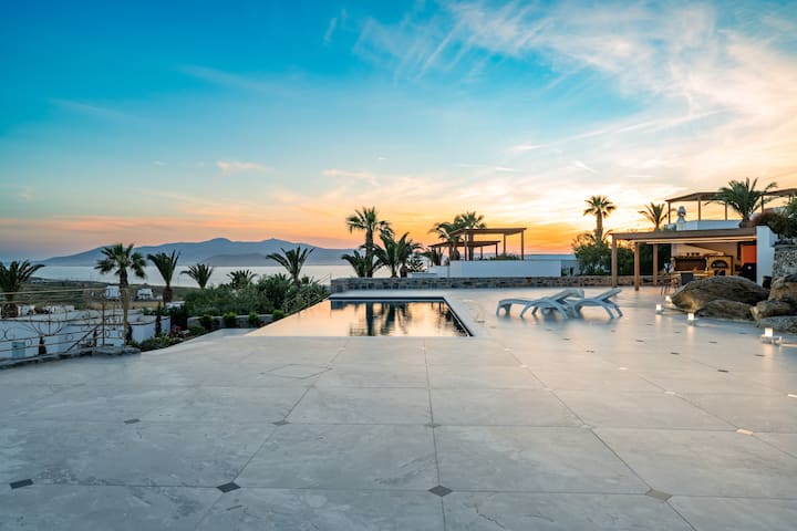 Poolside Ruby | Sea View & Calm Escape - Naxos