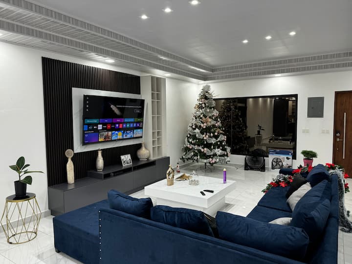 Casa Con Piscina Cerca De Las Mejores Playas - San Lorenzo