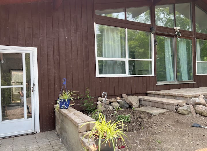 Home In New Tecumseth - Alliston