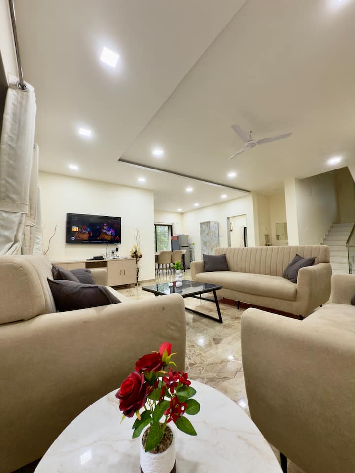 Starlit 4bhk Villa With Pvt. Pool In Lonavala - Lonavla