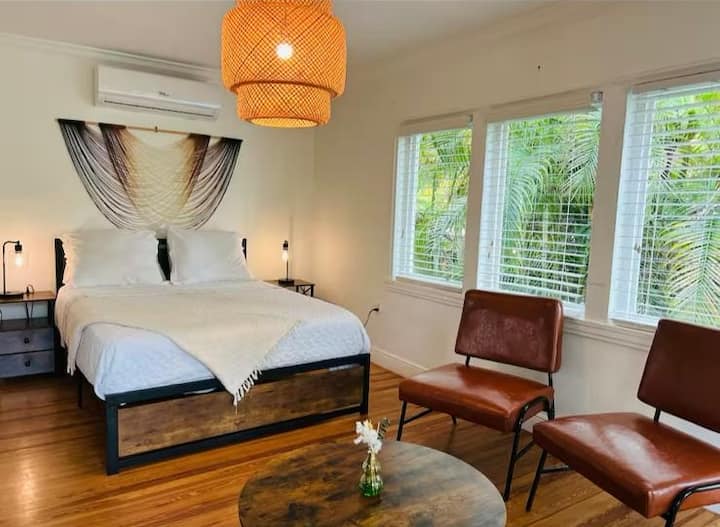 Private Guest Casita Coral Gables - Cozy Gem - Coral Gables, FL