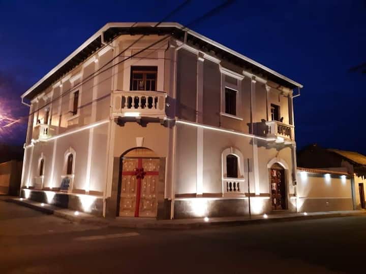 Wasipicheno
Casa De Huéspedes Colonial Renovada - Chimborazo