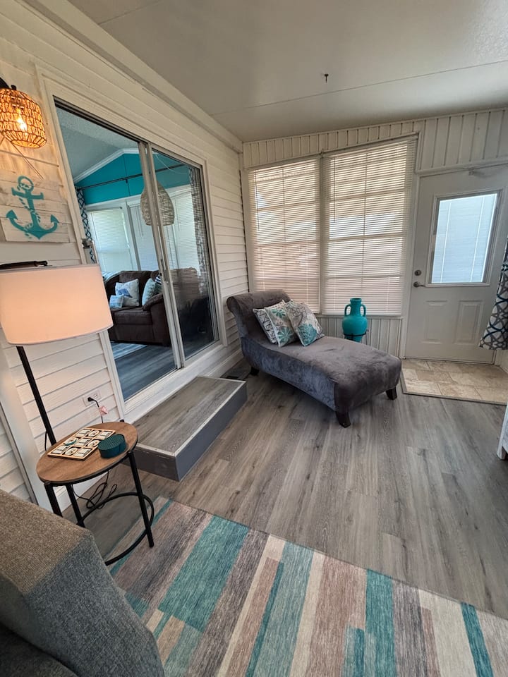 Cozy Costal Retreat | Fort Myers - Fort Myers Beach, FL
