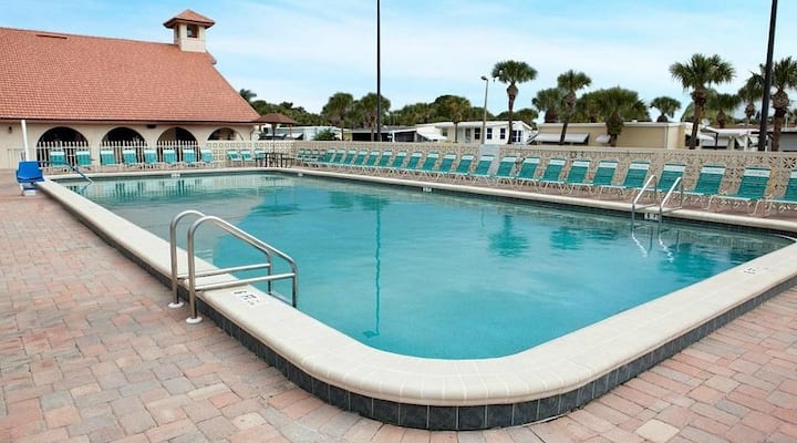 Cozy Costal Retreat | Fort Myers - Fort Myers Beach, FL