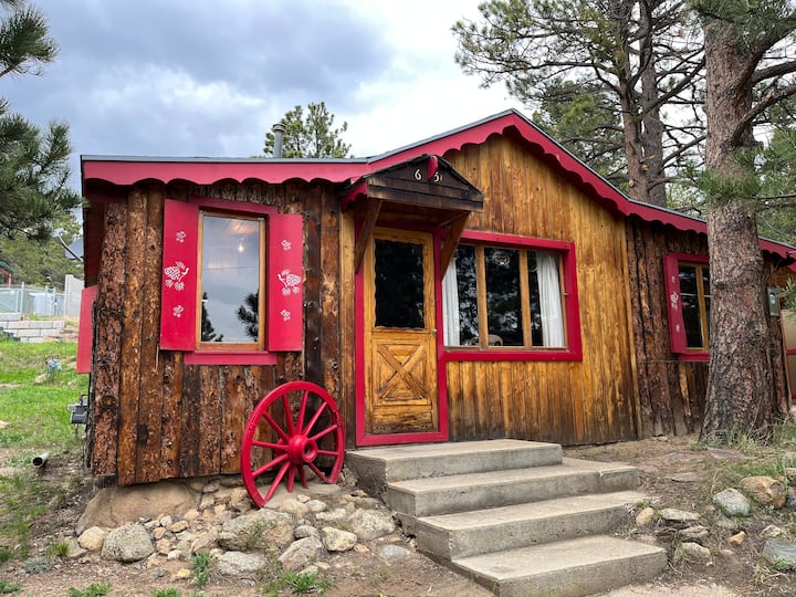 Cozy Rustic Mountain Cabin - Nederland, CO