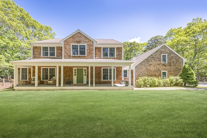 Elegant Designer Hamptons Home - East Hampton, NY