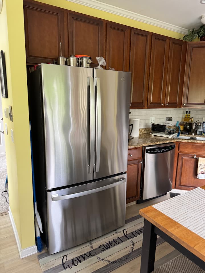 Beautiful 2 Floor Townhouse. - Algonquin