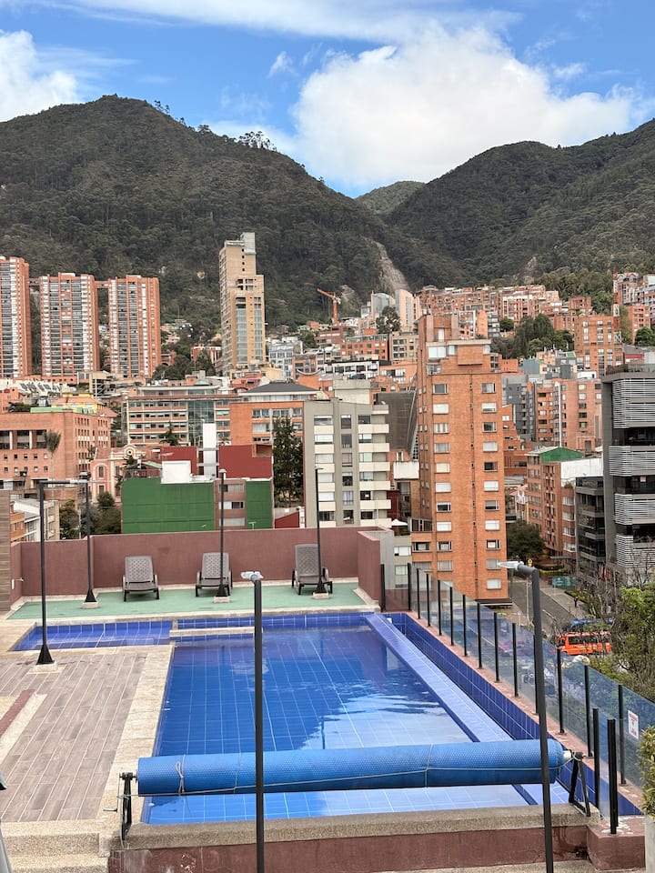 Hermoso Apartamento Con Piscina En Chapinero - Bogotá