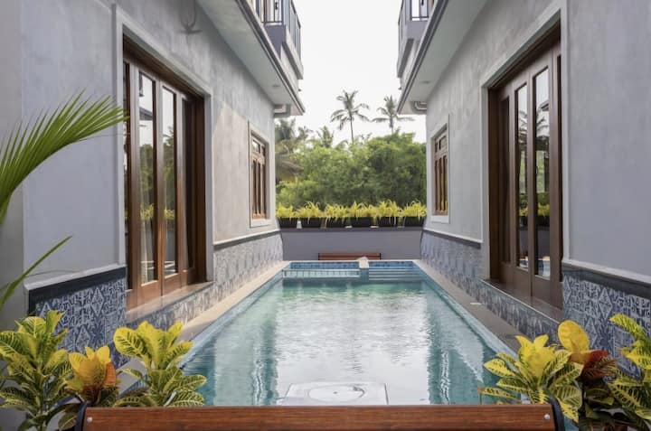 4bhk Beach Side Villa W/pool(v2) @Ritzpalazzogoa - Goa