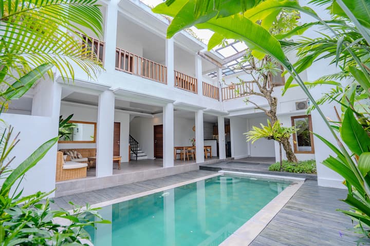 5-br Villa In Canggu • Quiet Area • Private Pool - Canggu