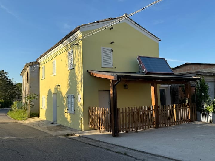 Villino In Collina, 15 Min. Mare - Moresco
