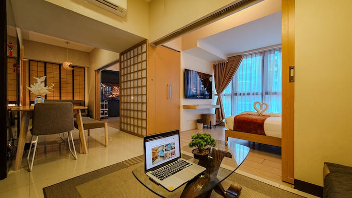 Bgc Grand Family-style Expansive 3br Condo Home - Makati