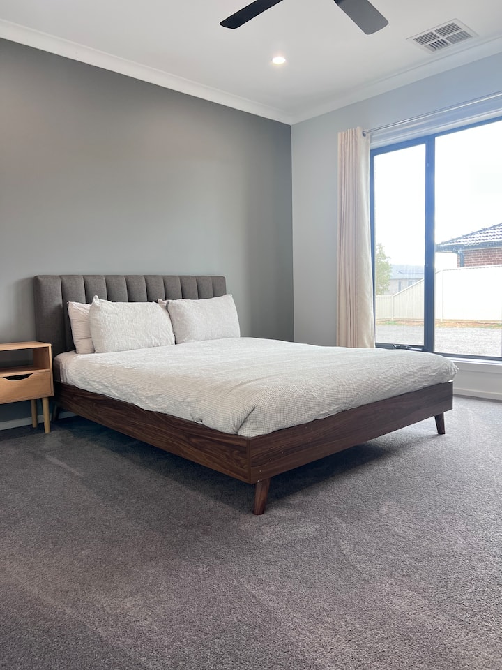 Room Rental - Shepparton - Shepparton