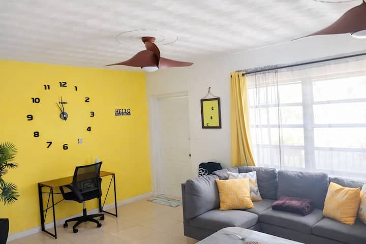 Cool & Spacious 1 Bedroom Apart 5 Min  From City - Nasáu