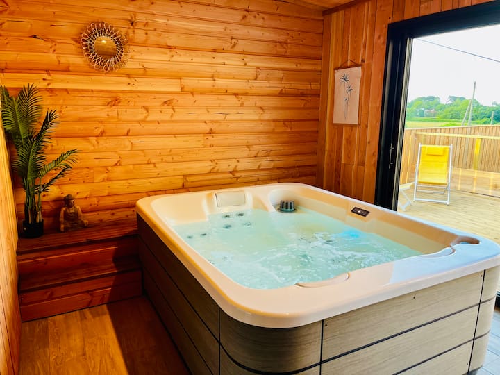 Les Galets Roses: Charme, Calme & Spa Louannec - Louannec