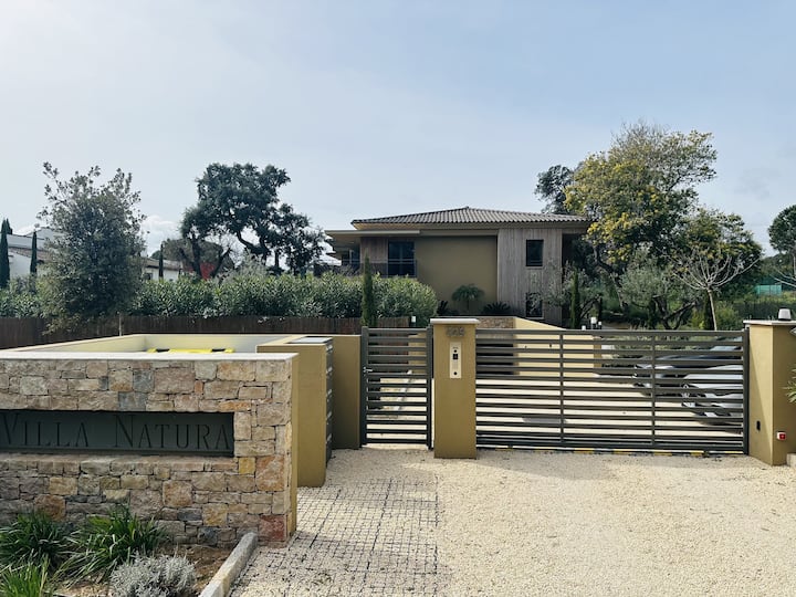 Prestige Au Cœur De La Côte - Grimaud