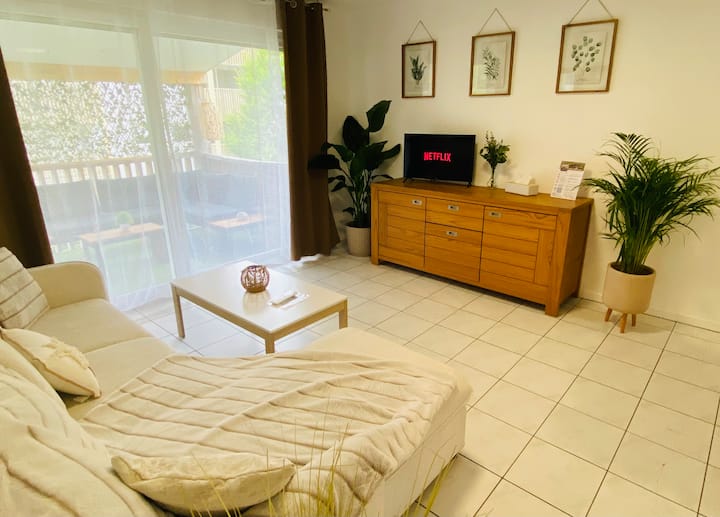 T2 Cosy & Lumineux, Clim, Grande Terrasse, Parking - Mont-de-Marsan