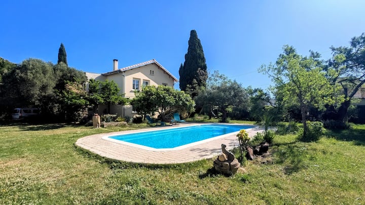 La Maison Du Bonheur! Piscine - Remoulins