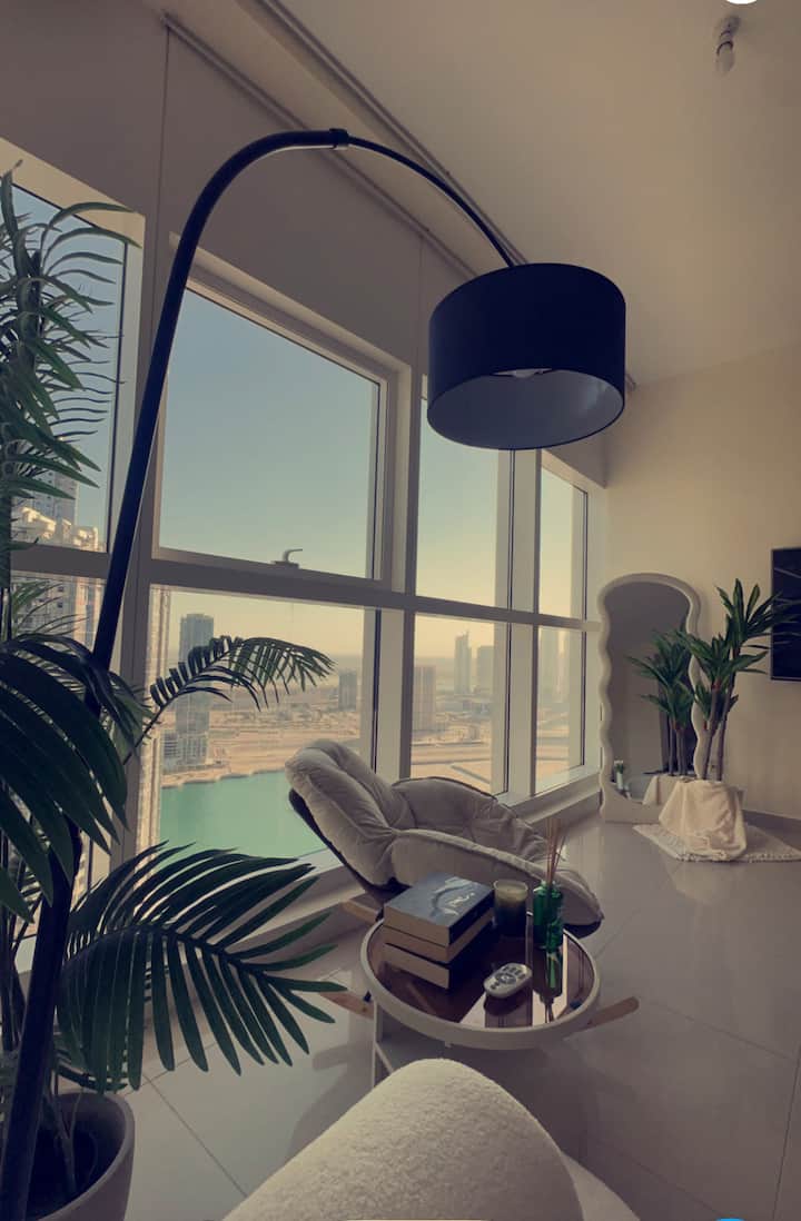 Stay With Wonderful Seaview - Abu Dhabi