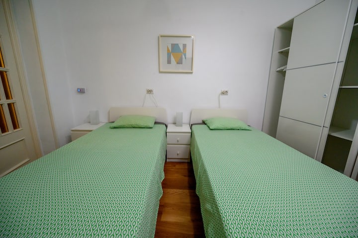 Habitación En Centro De Madrid - Madrid