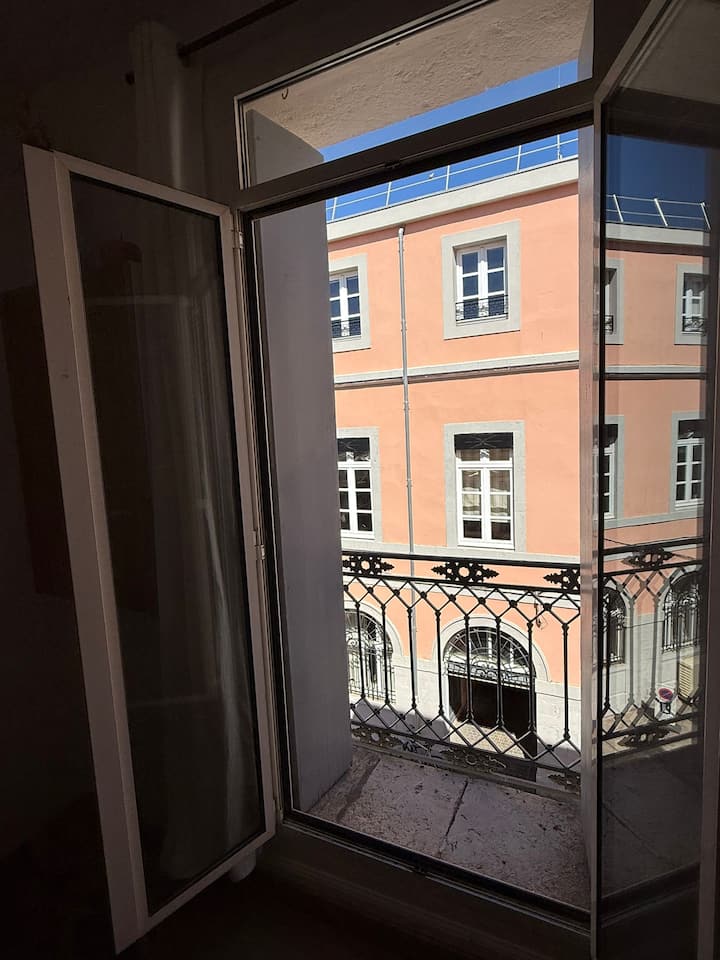 Charmant T3 Collé Aux Halles ! - Sète