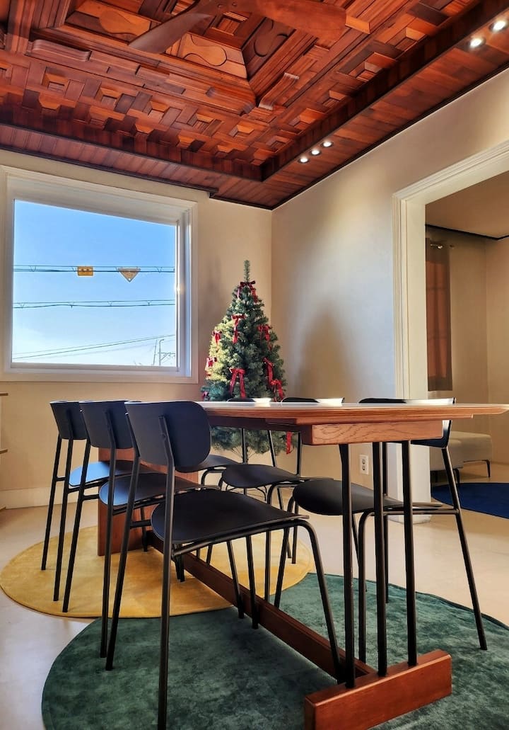 (New)노송맨숀[독채/루프탑/한옥마을/웨리단길/호텔식침구/주차가능/단체/33평] - Jeonju-si