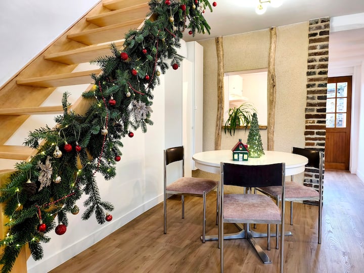 Calme Petite Maison Normande Au Coeur De Breteuil - Eure