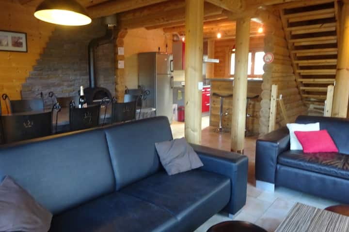 Chalet Traditionnel En Rondins - Chapelle-des-Bois