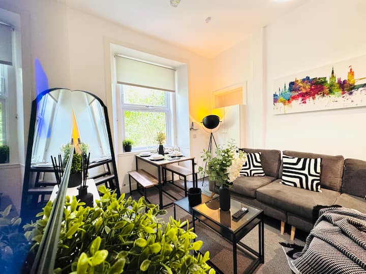 Cosy City Centre Apartment - Edinburgh