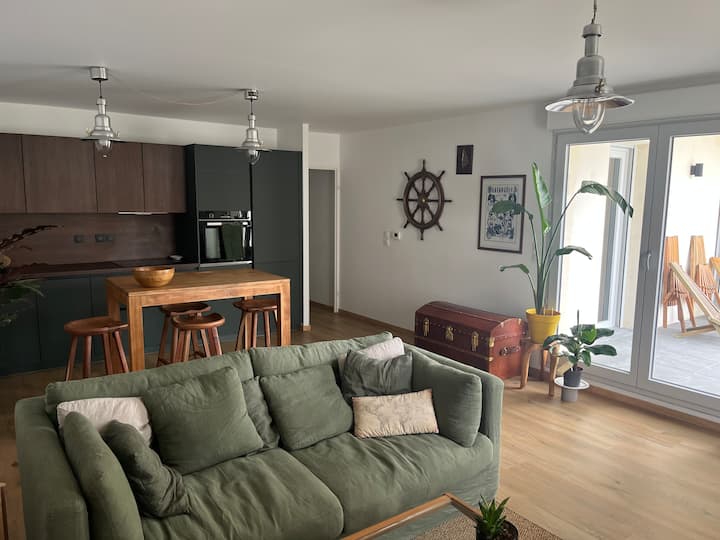 Entre Mer Et Forêt
Apt Avec Terrasse - Bordeaux