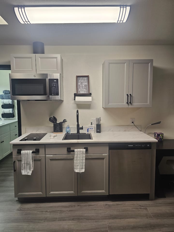 Guest House-wall St/andrews Hwy - Midland, TX