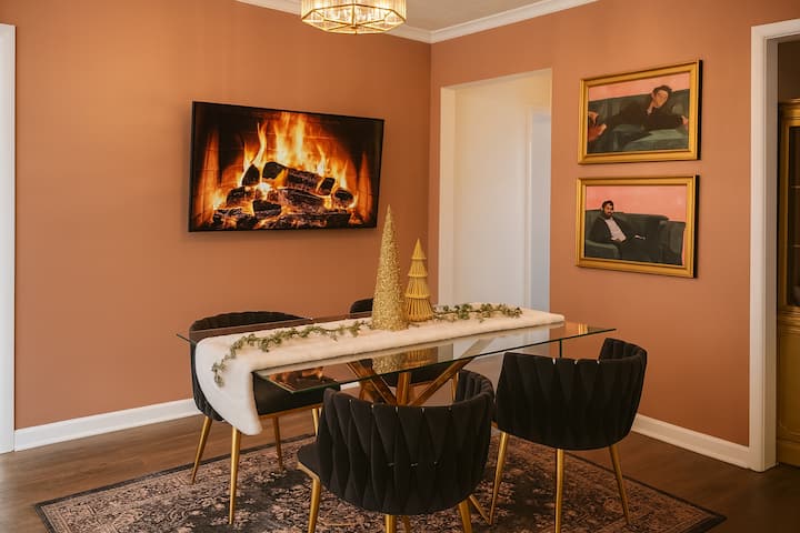 Velvet Noir | Sultry City Luxe - Des Moines