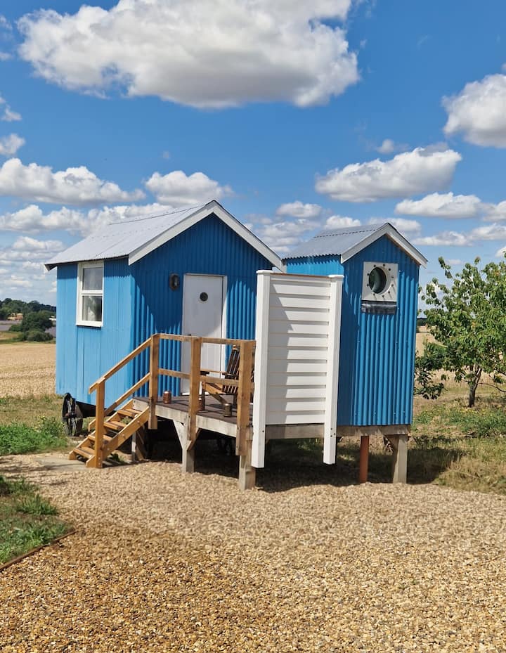 Vintage Original Shepherd's Hut - Walton-on-the-Naze