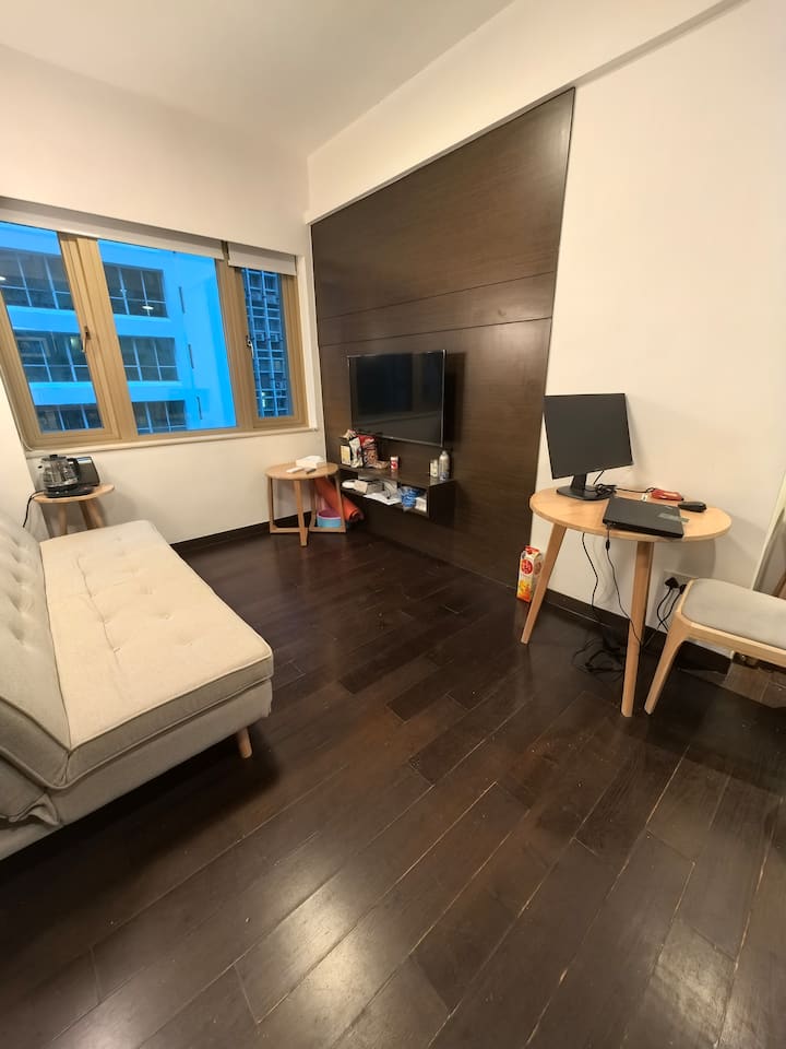 Helen - Hong Kong