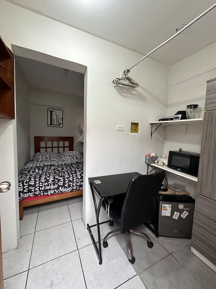 Miralfores Private Room & Entry - Lima