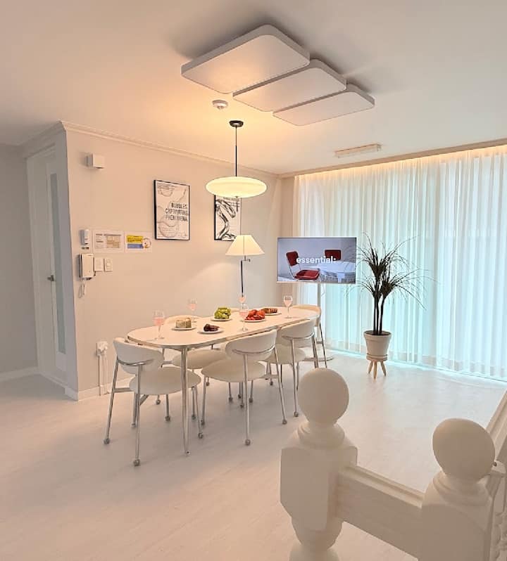 “평일할인”신대방역도보10분/홍대.강남20분/ 편의점.1분/3룸.4인.2층전체/파티금지 - Seoul