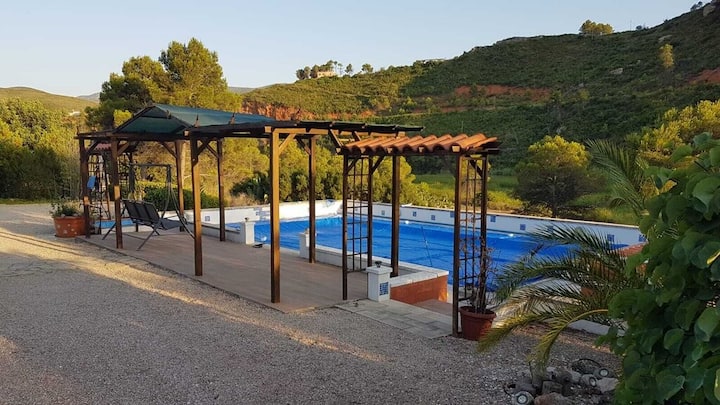 Entire Villa With Amazing Views &
Private Pool - Buñol