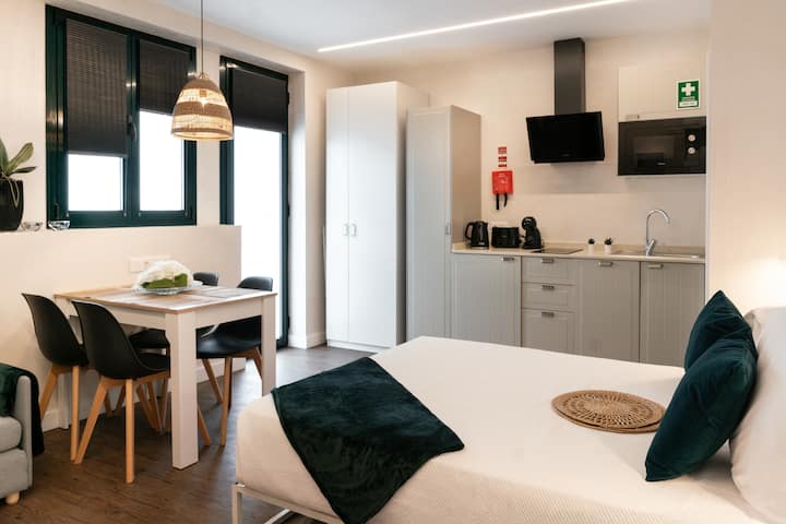 Social Lodge 1a • Funchal Center • Fast Wifi • Ac - Madeira Island