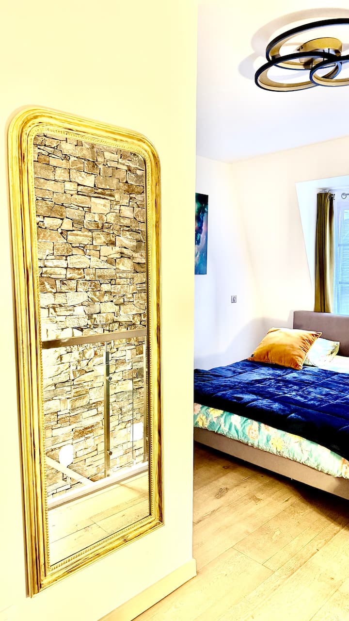 Passage Des Bains - Lake Annecy